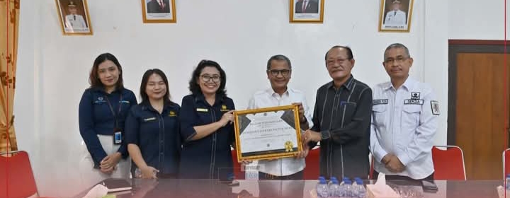 Pemerintah Kabupaten Nias Terima Piagam Penghargaan Dari KPPN ...